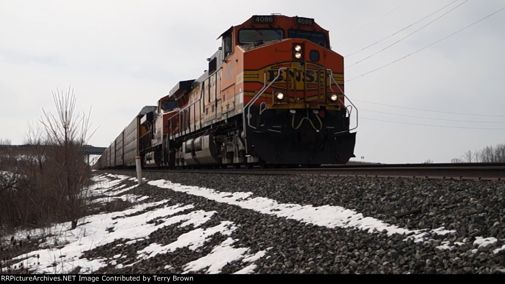 BNSF 4086 BNSF 7907